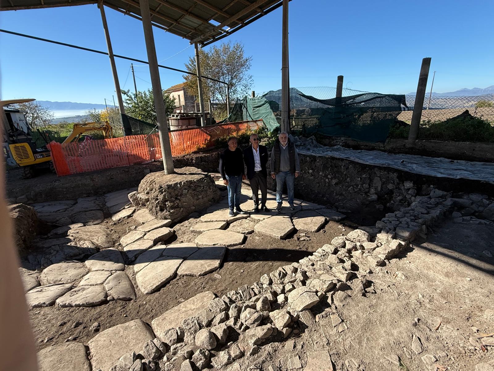 Paduli, nuove scoperte dagli scavi Unisalento sulla via Appia Traiana a ...